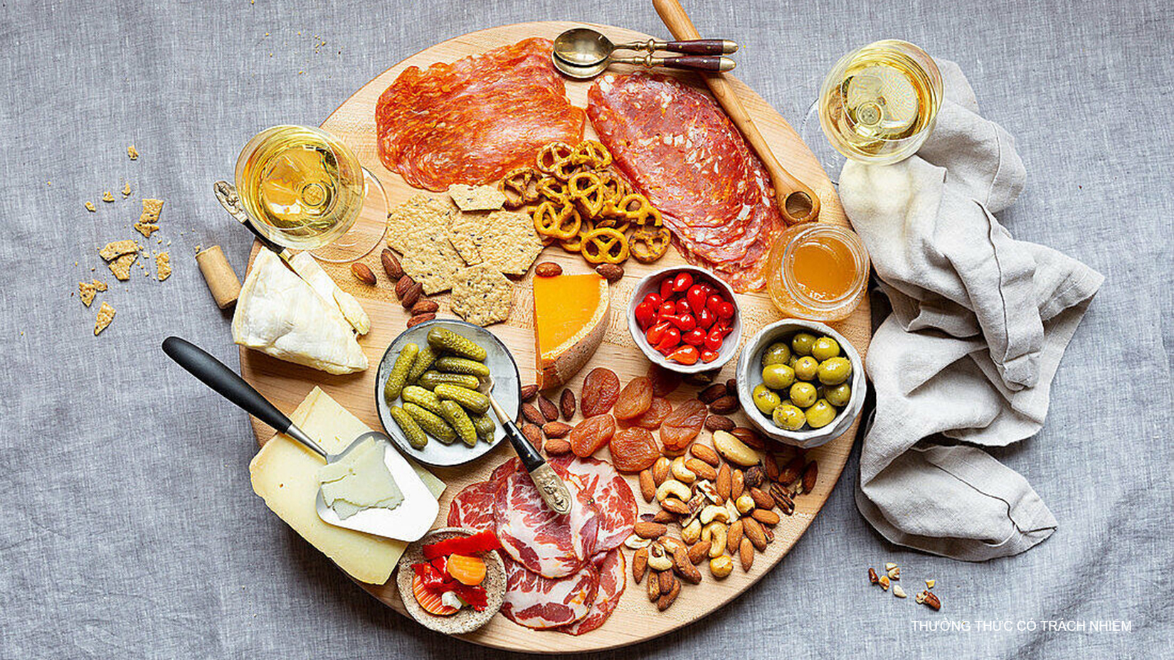 Cold cuts là gì? Cách bày trí đĩa thịt nguội tinh tế cho mọi bữa tiệc